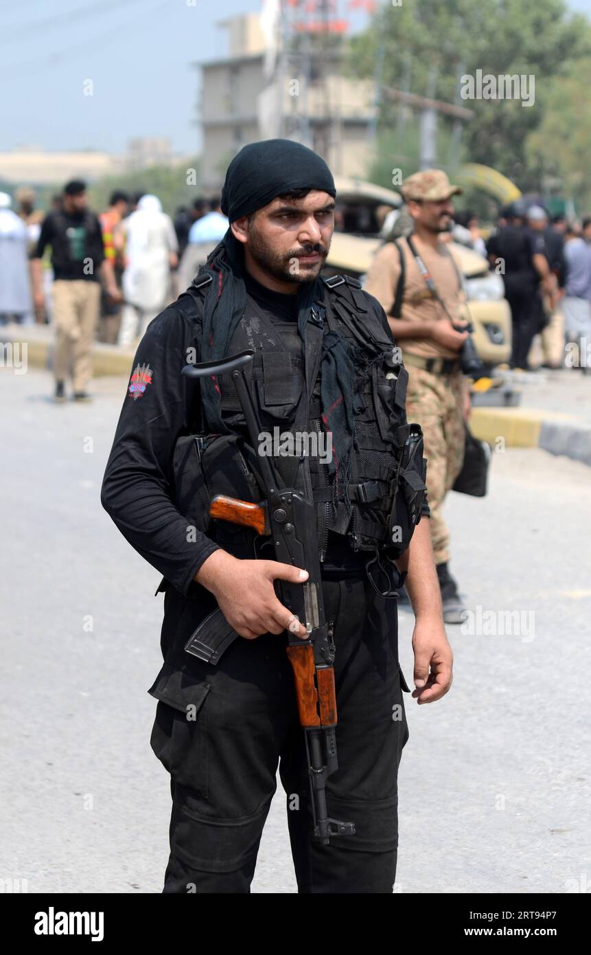 Peshawar, Peshawar, Pakistan. 11th Sep, 2023. Pakistani security ...