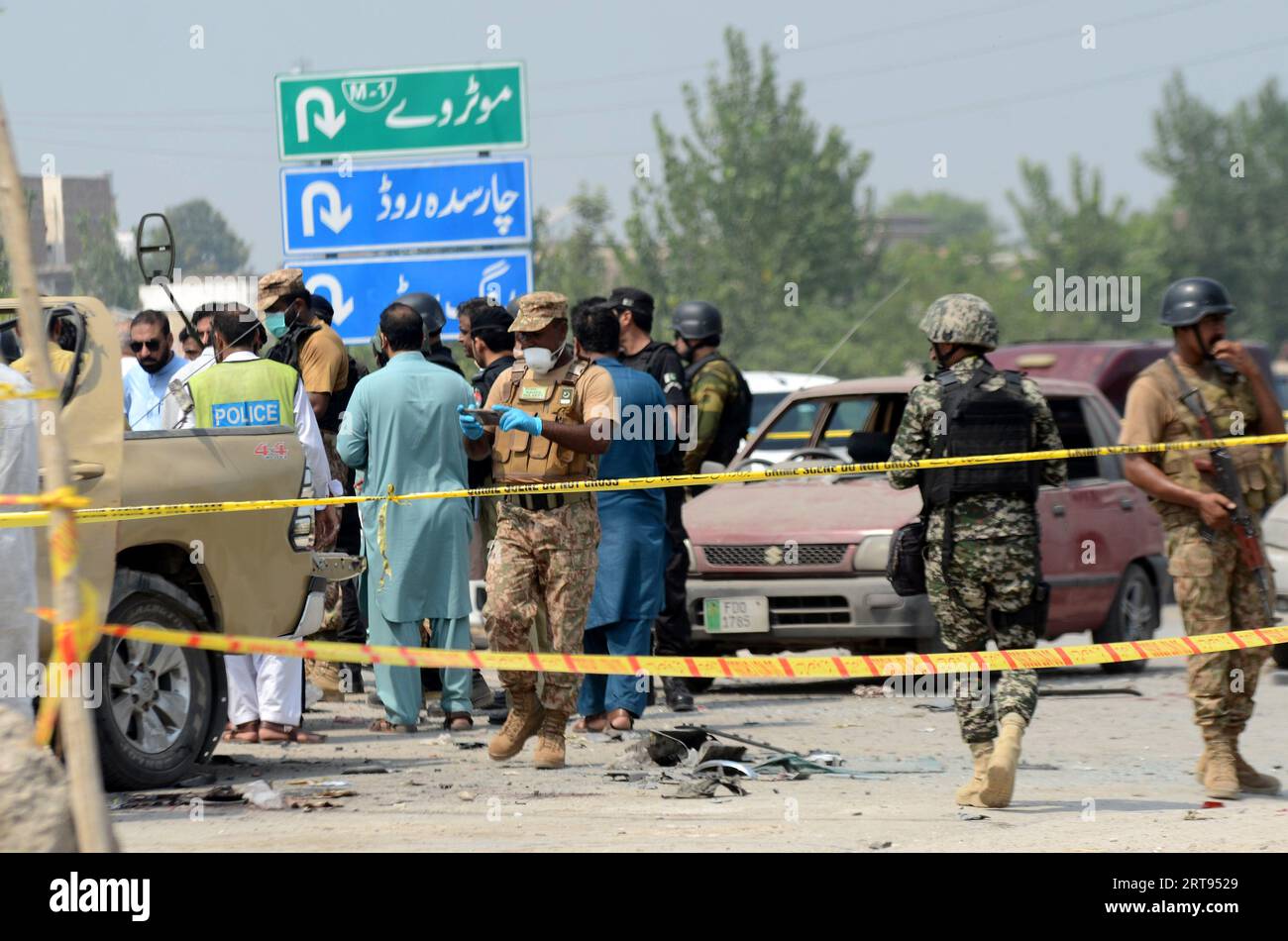Peshawar, Peshawar, Pakistan. 11th Sep, 2023. Pakistani security ...
