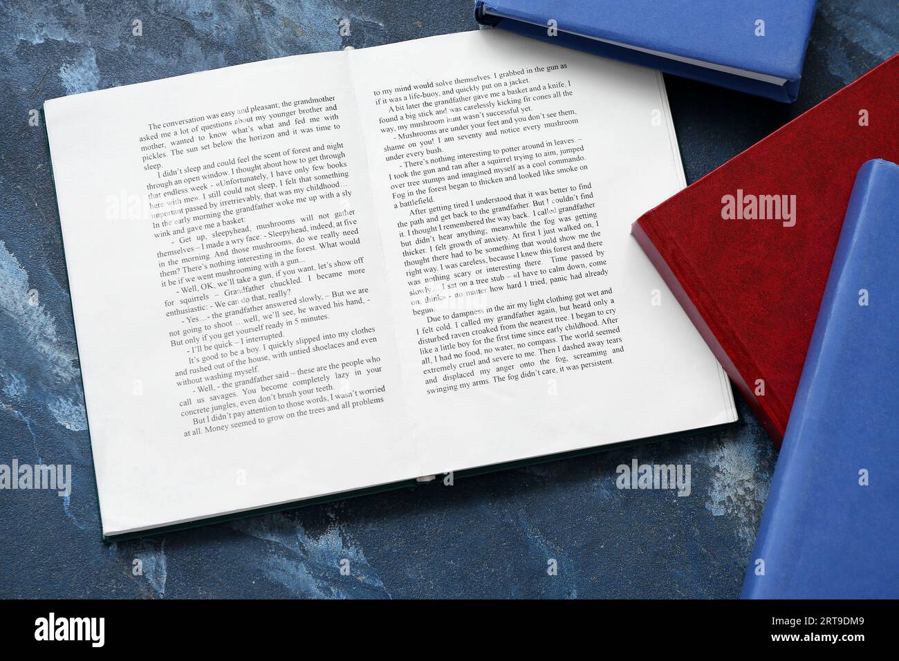 Open book hardback flat hi-res stock photography and images - Alamy