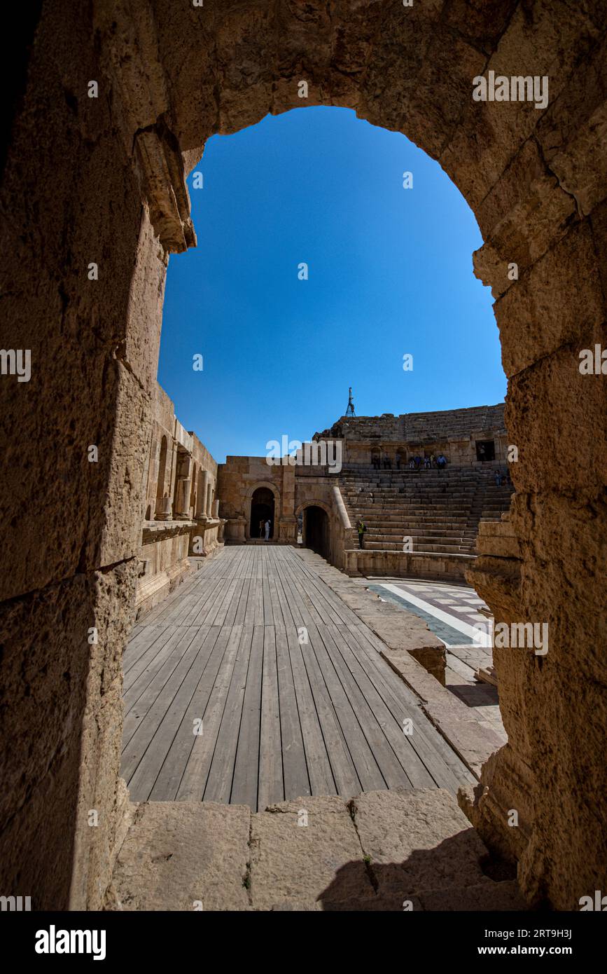 Roman North Theater, Jerash archaeological site, Jordan Stock Photo - Alamy