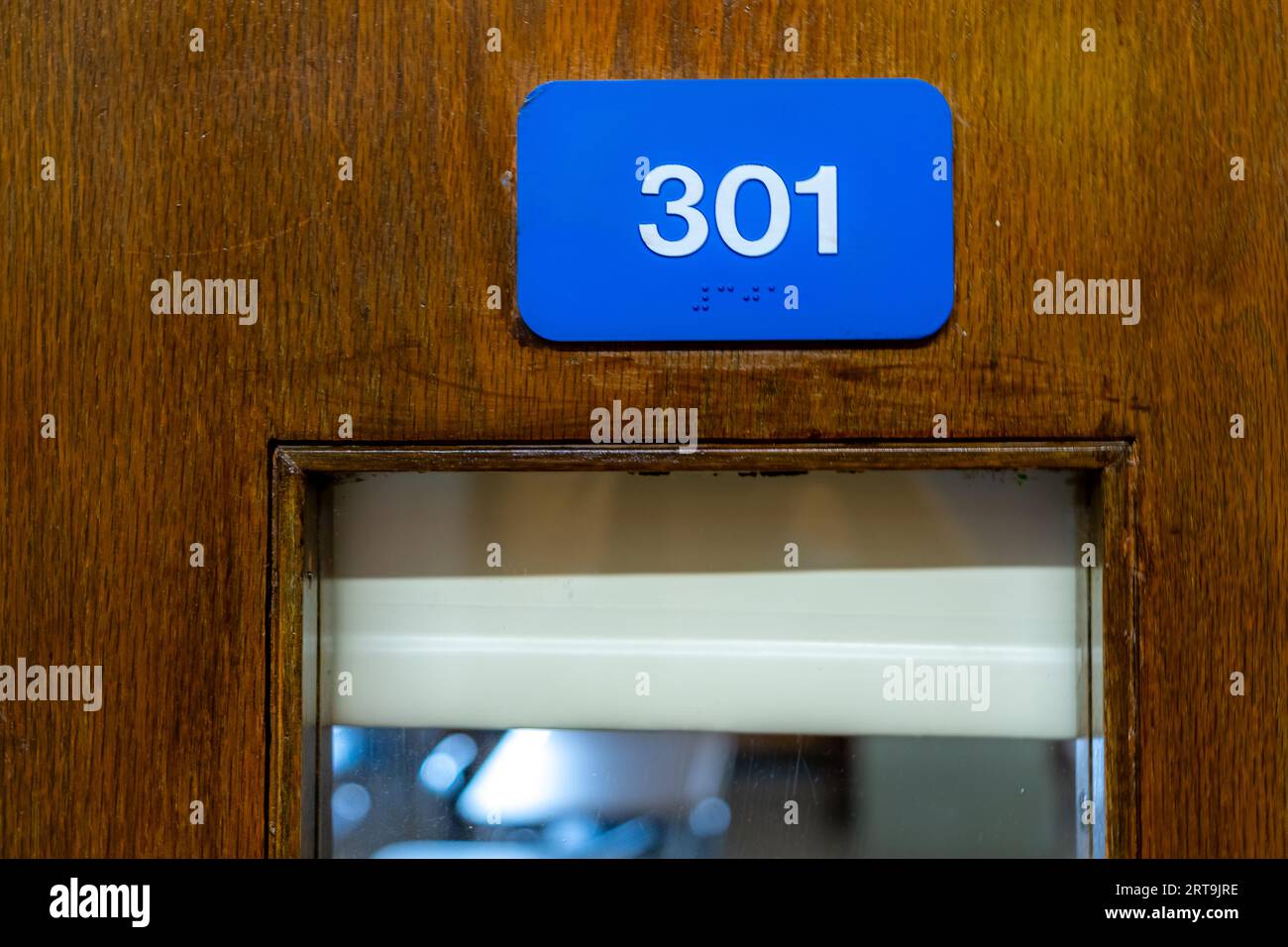 School door classroom hi-res stock photography and images - Alamy