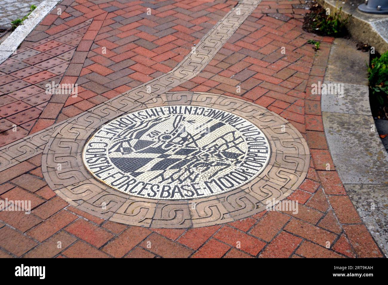 Hms hornet hi-res stock photography and images - Alamy