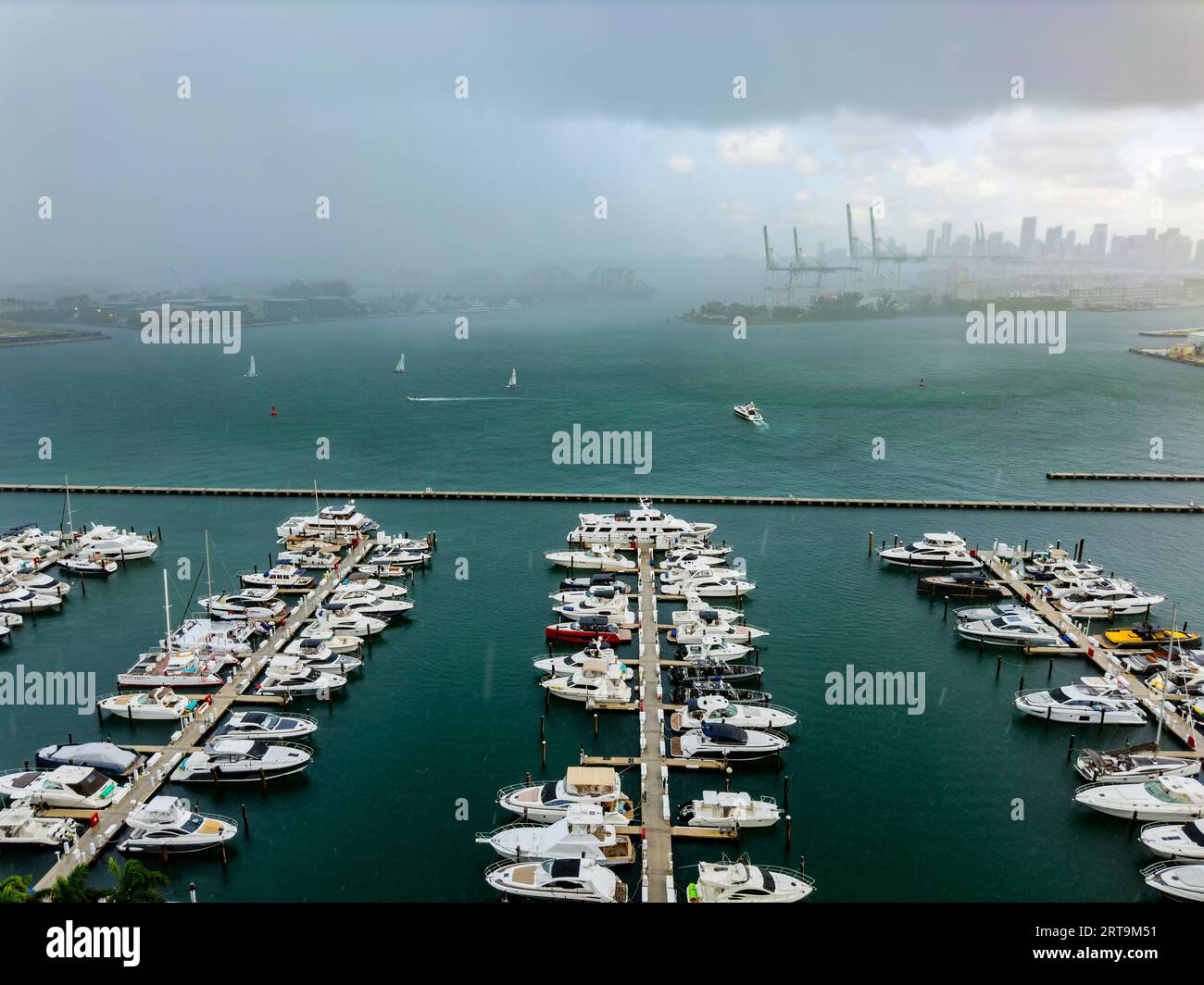 Aerial photo extreme rain storm in Miami Stock Photo - Alamy