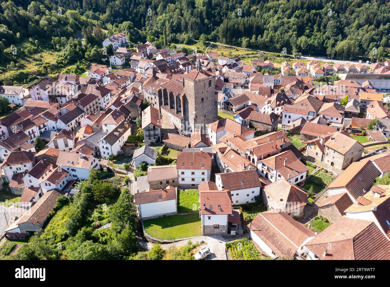 Isaba village hi-res stock photography and images - Alamy