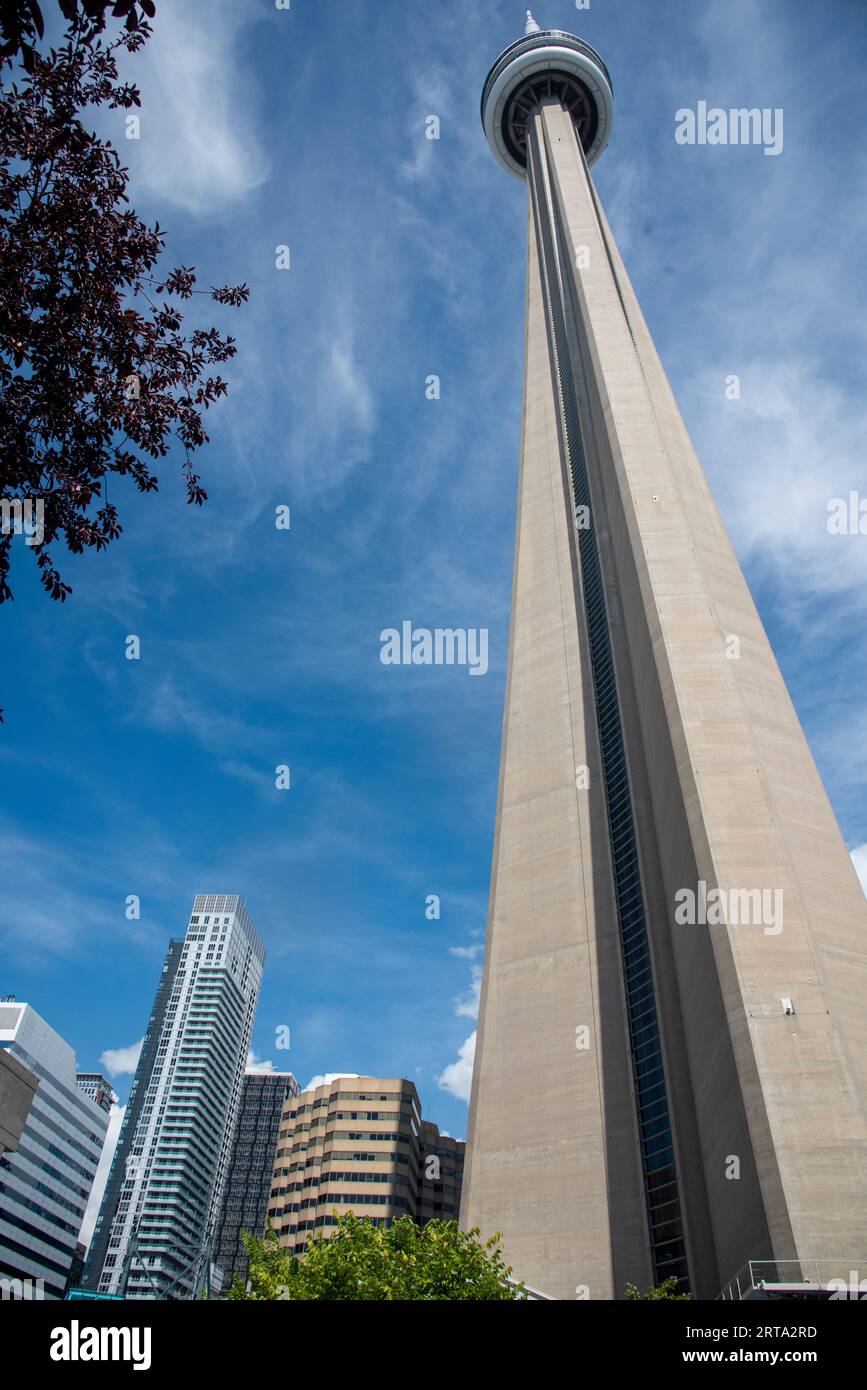 TORONTO CANADA 11-09-2023-PASEANDO POR LA CIUDAD Toronto, la capital de ...