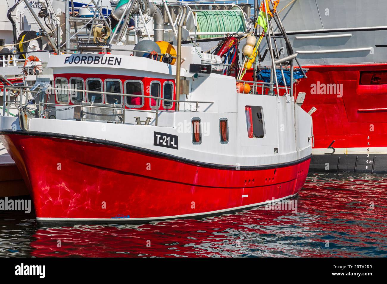 Norwegian commercial fishing boats hi-res stock photography and images ...