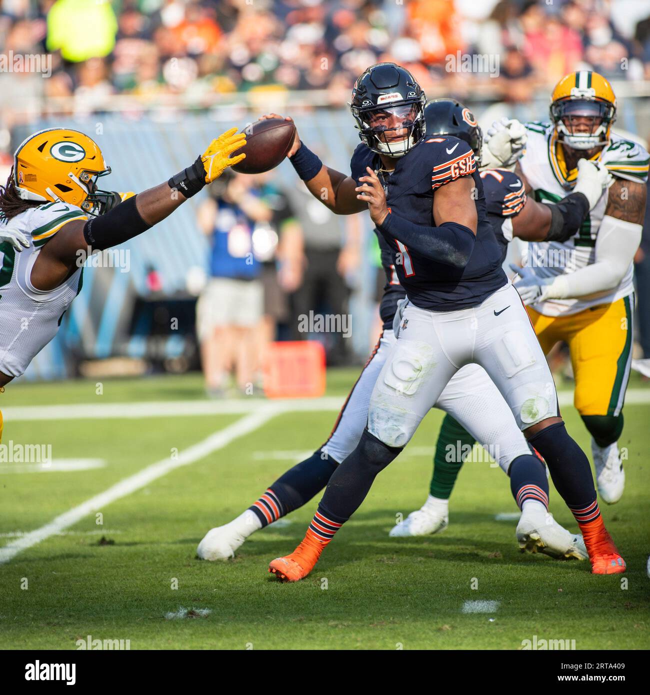 Rashan gary 2023 packers hi-res stock photography and images - Alamy