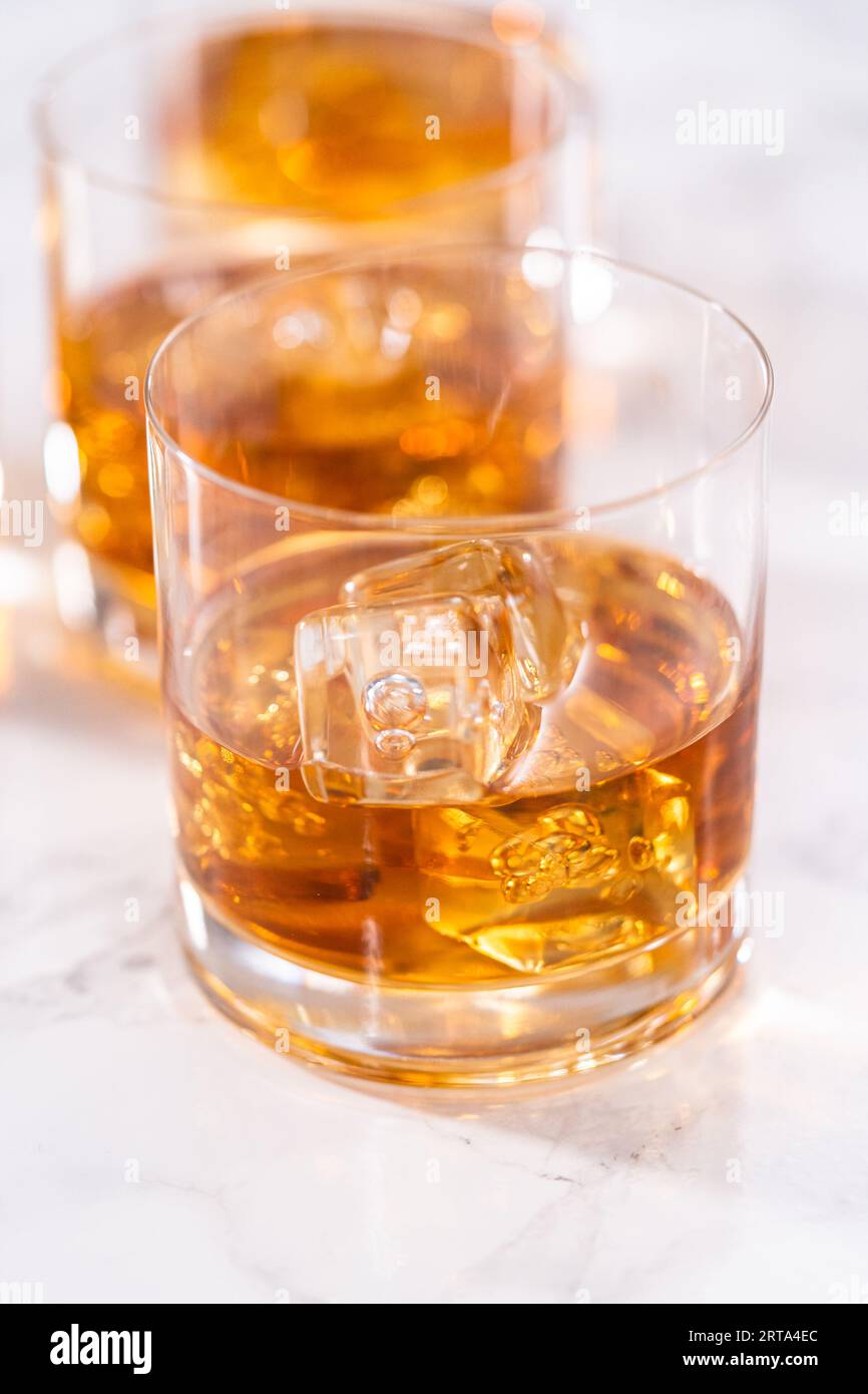 Scotch on the rocks Stock Photo - Alamy
