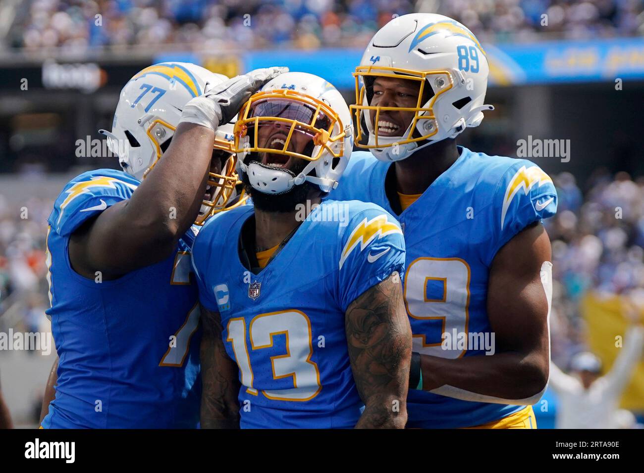Los Angeles Chargers wide receiver Keenan Allen, center, celebrates ...