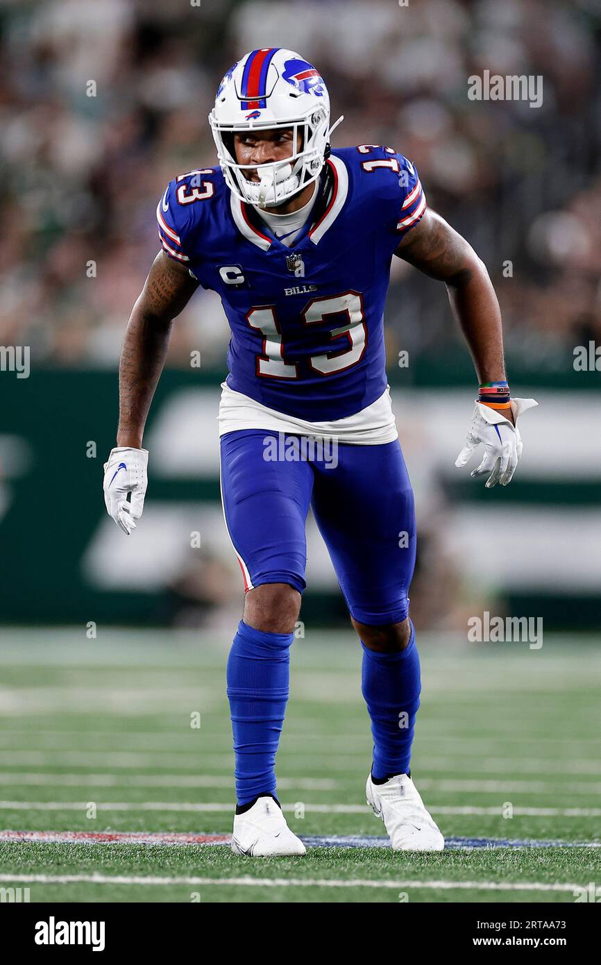 Buffalo Bills wide receiver Gabe Davis (13) on the line of scrimmage ...