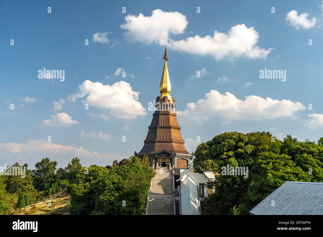 Chedi of the Phra Maha Dathu Nabha Metaneedol and Nabhapol Bhumisiri ...