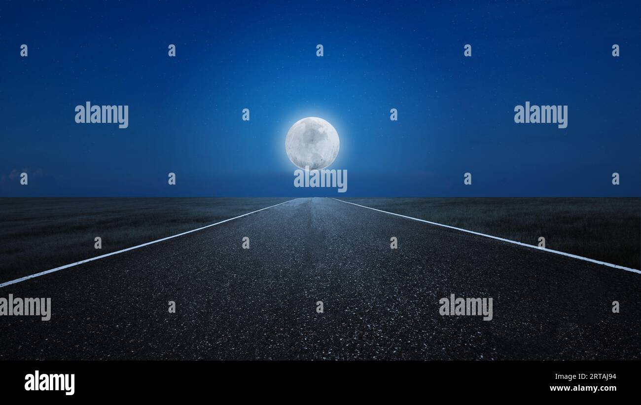 Full moon path field hi-res stock photography and images - Alamy