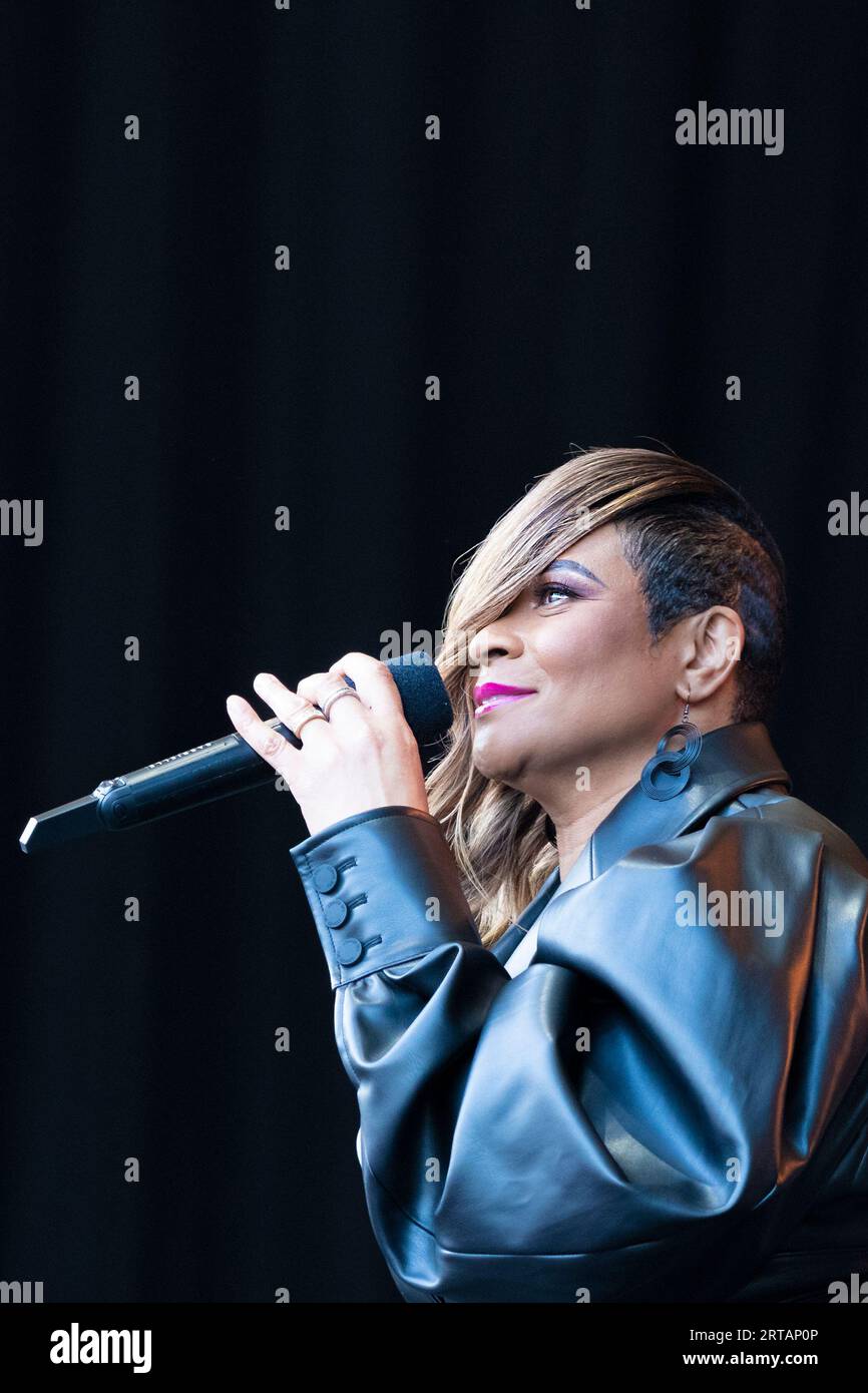 The British singer Gabrielle performing at the Eden Sessions in ...