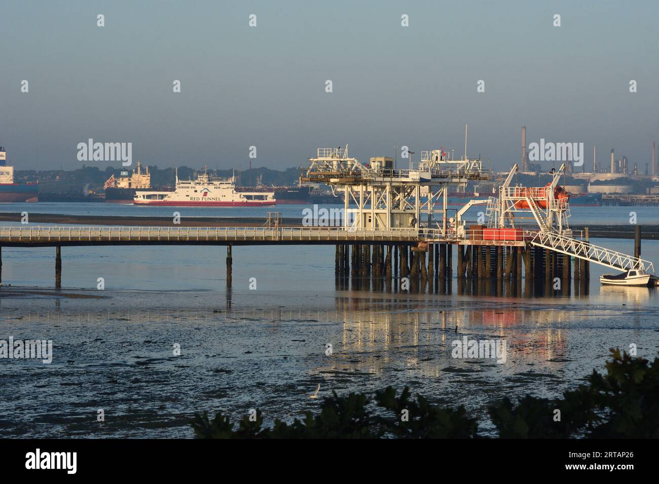 Warsash maritime academy pier hi-res stock photography and images - Alamy