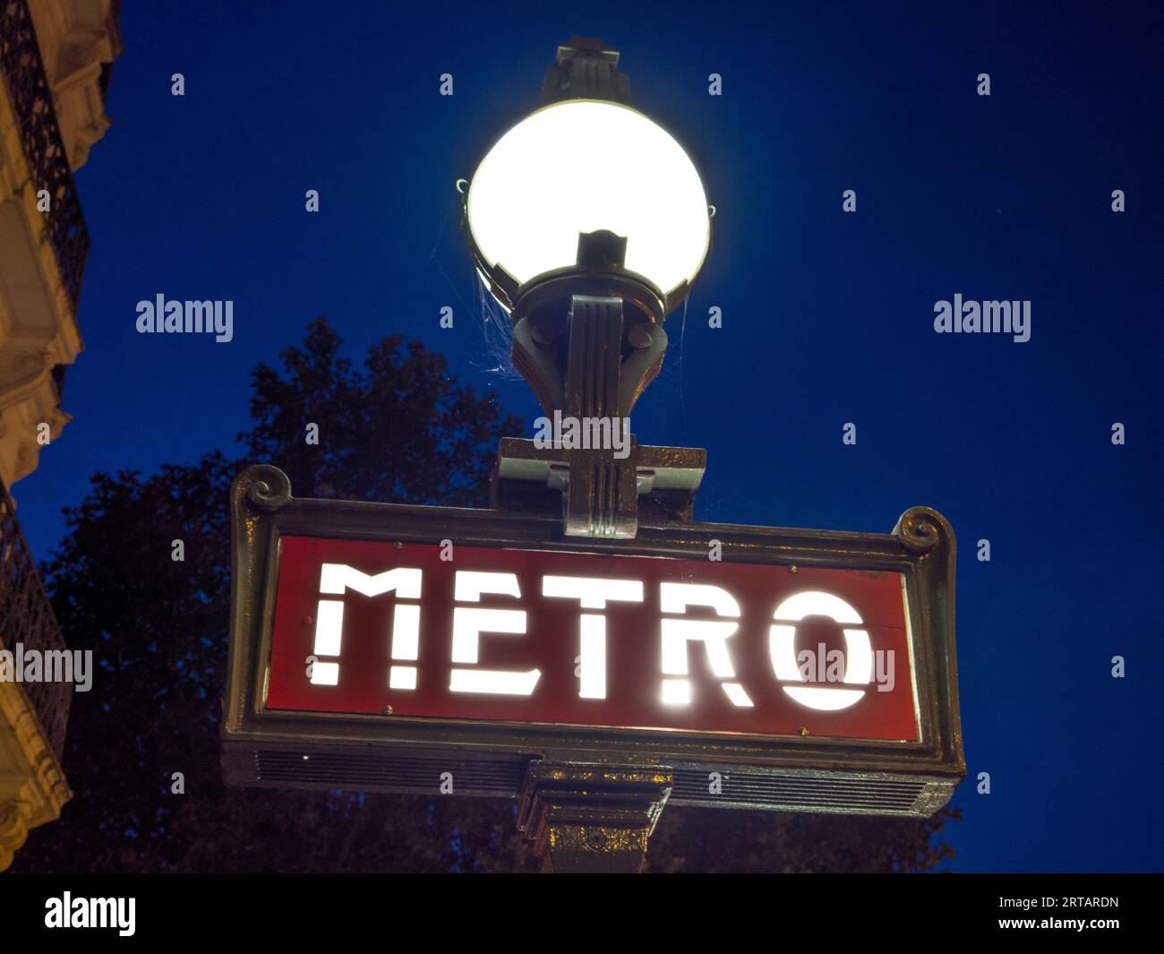 Art Deco, Paris Metro Sign, Paris, France, Europe, EU Stock Photo - Alamy