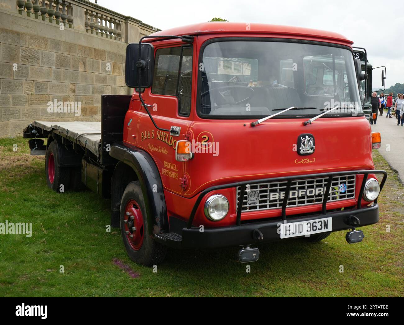 Vintage heavy haulage lorry hi-res stock photography and images - Alamy