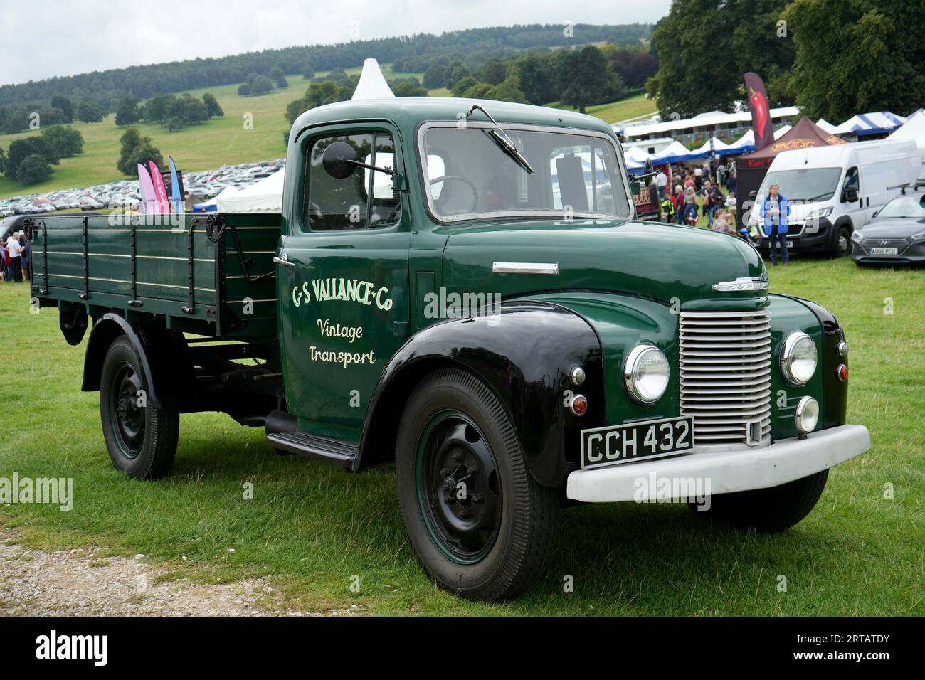 Commercial truck commer hi-res stock photography and images - Alamy