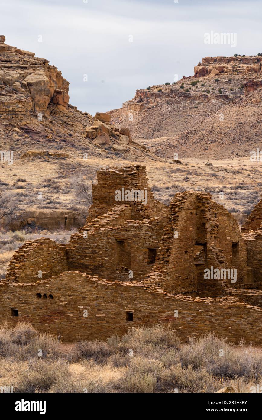 Pueblo Bonito is the largest and best-known great house in Chaco ...