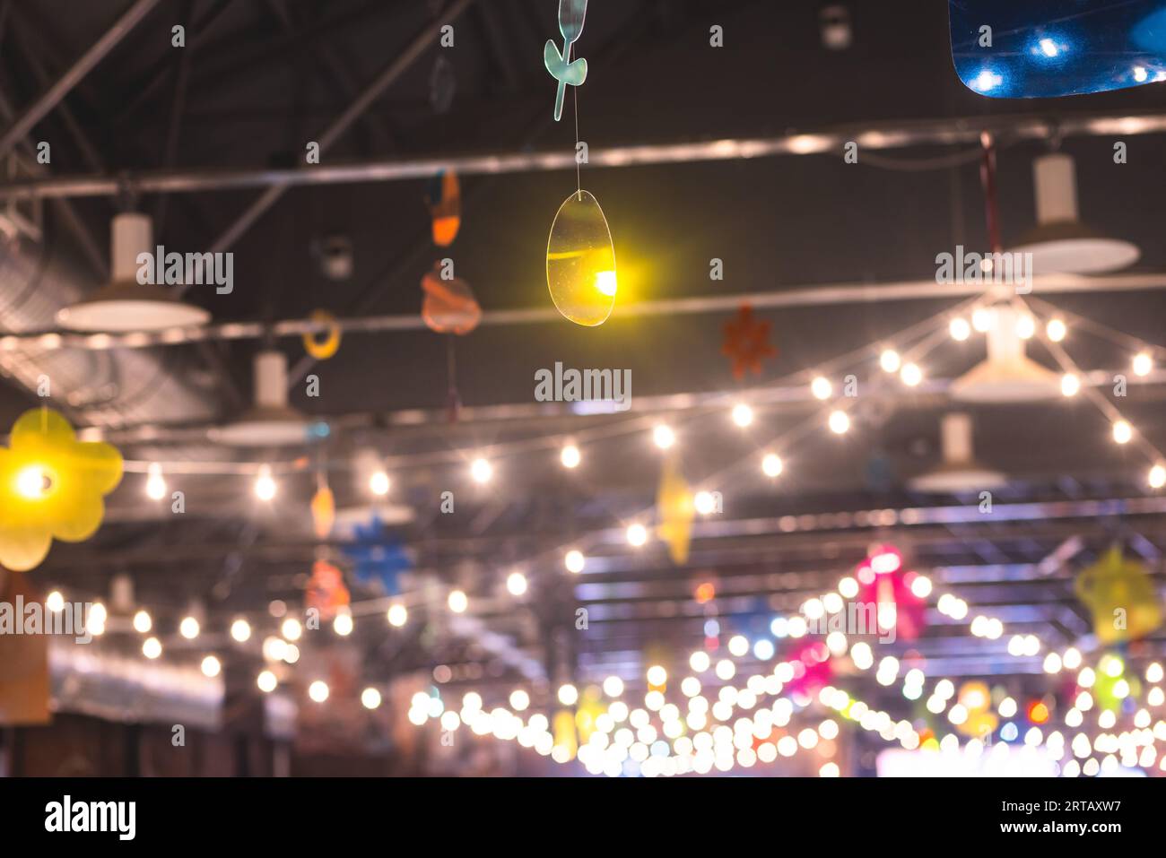 Hanging flower festoons hi-res stock photography and images - Alamy