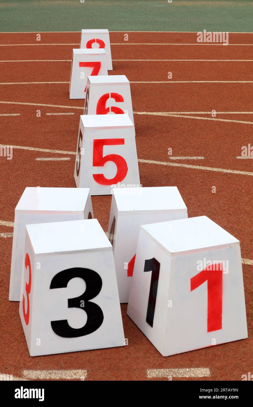 Track field number landscape hi-res stock photography and images - Alamy