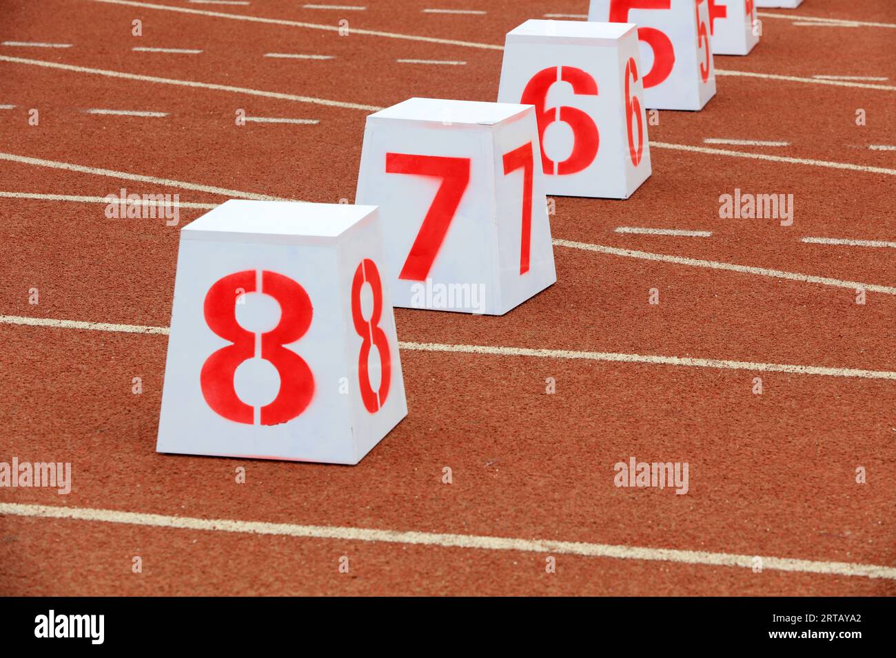 Track field number landscape hi-res stock photography and images - Alamy