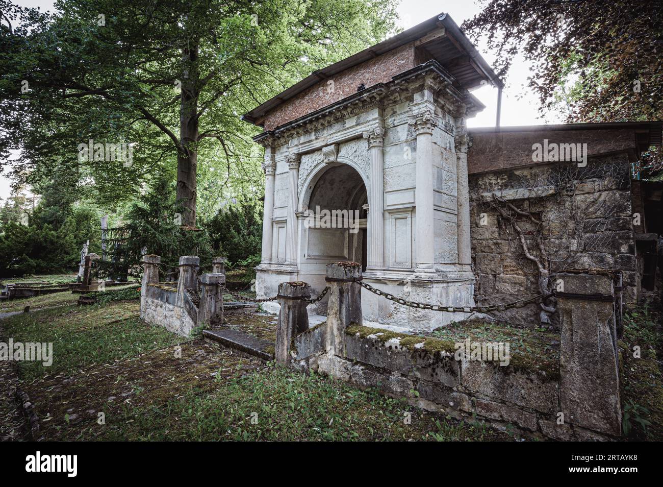 An old and abandoned crypt in the Nordfriedhof, Jena, Thuringia ...