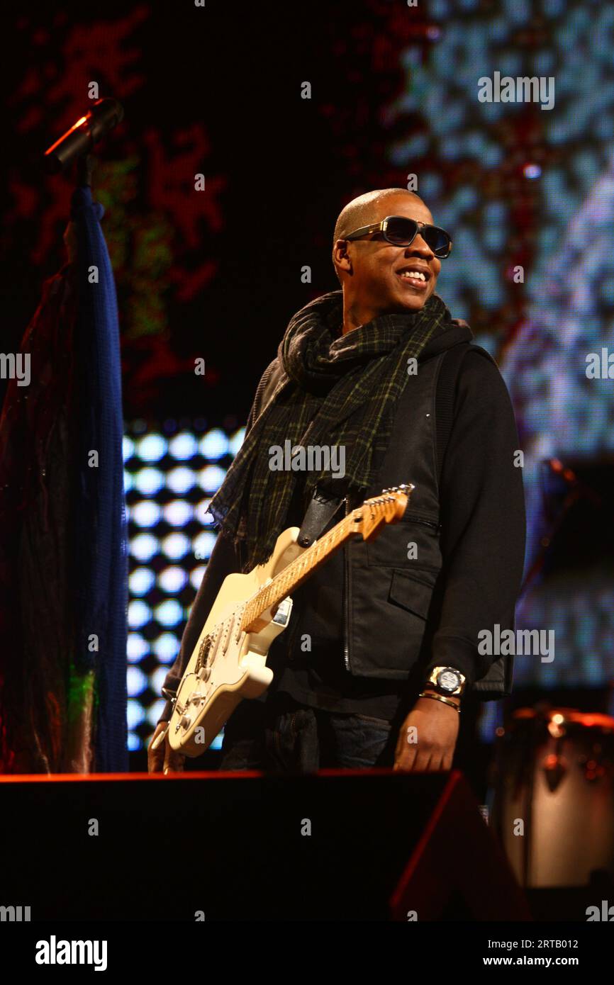 Glastonbury 2008 jay z hi-res stock photography and images - Alamy