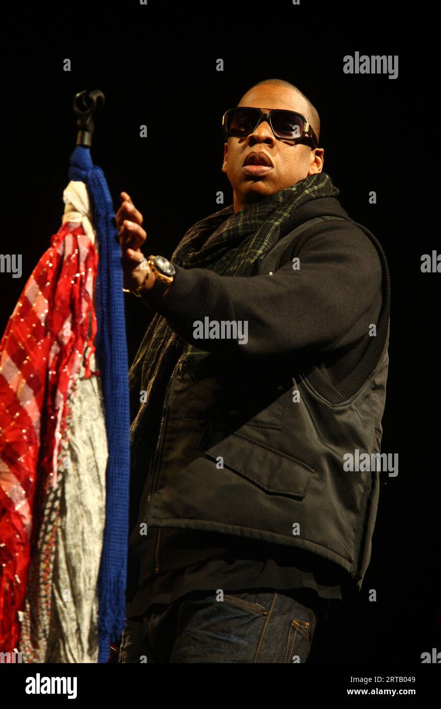 Glastonbury 2008 jay z hi-res stock photography and images - Alamy
