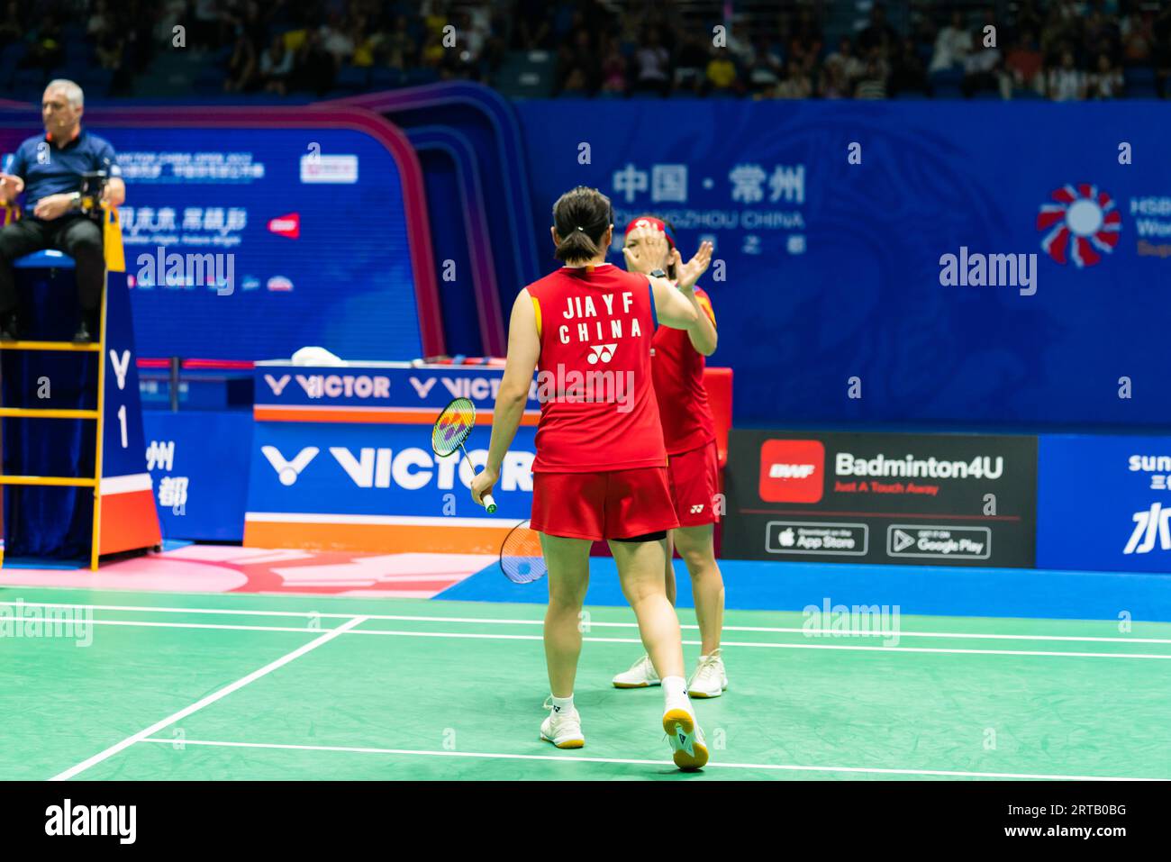 Chinese badminton players Chen Qingchen, Jia Yifan defeat South Korean ...