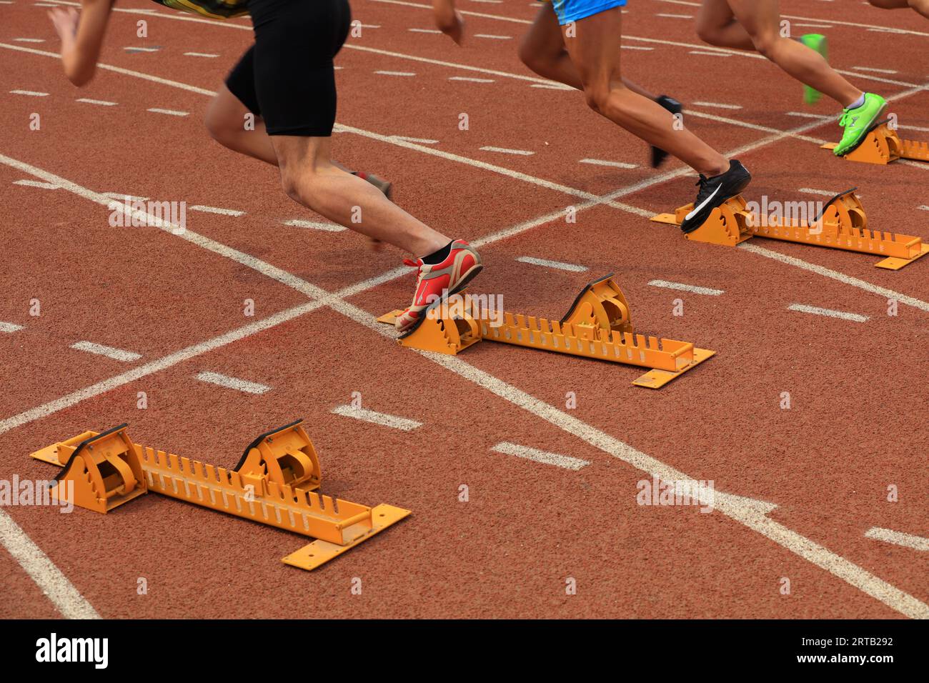 Fitness and sprinters hi-res stock photography and images - Alamy