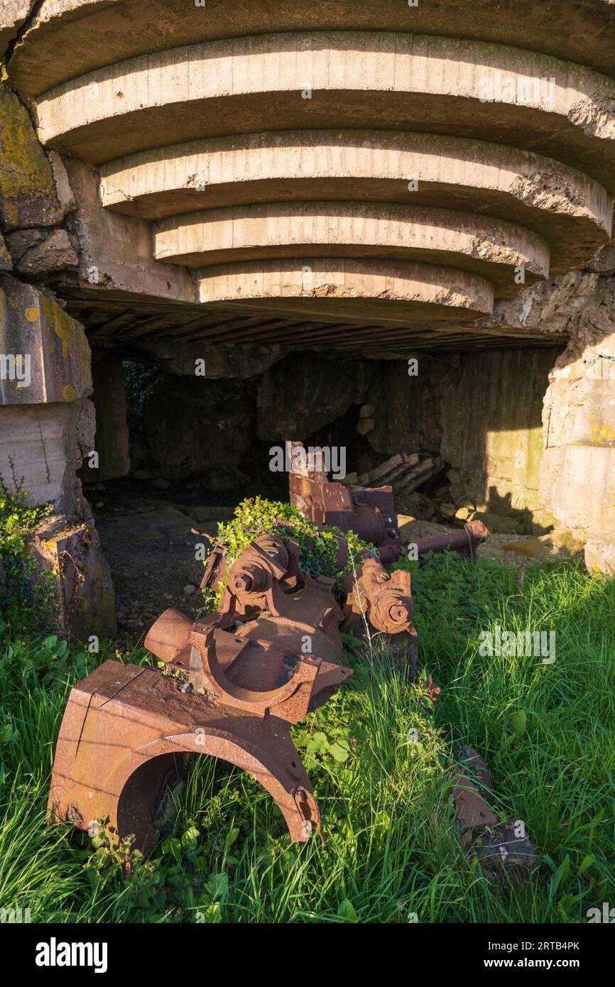 The Longues-sur-Mer battery, World War II Artillery in France Stock ...