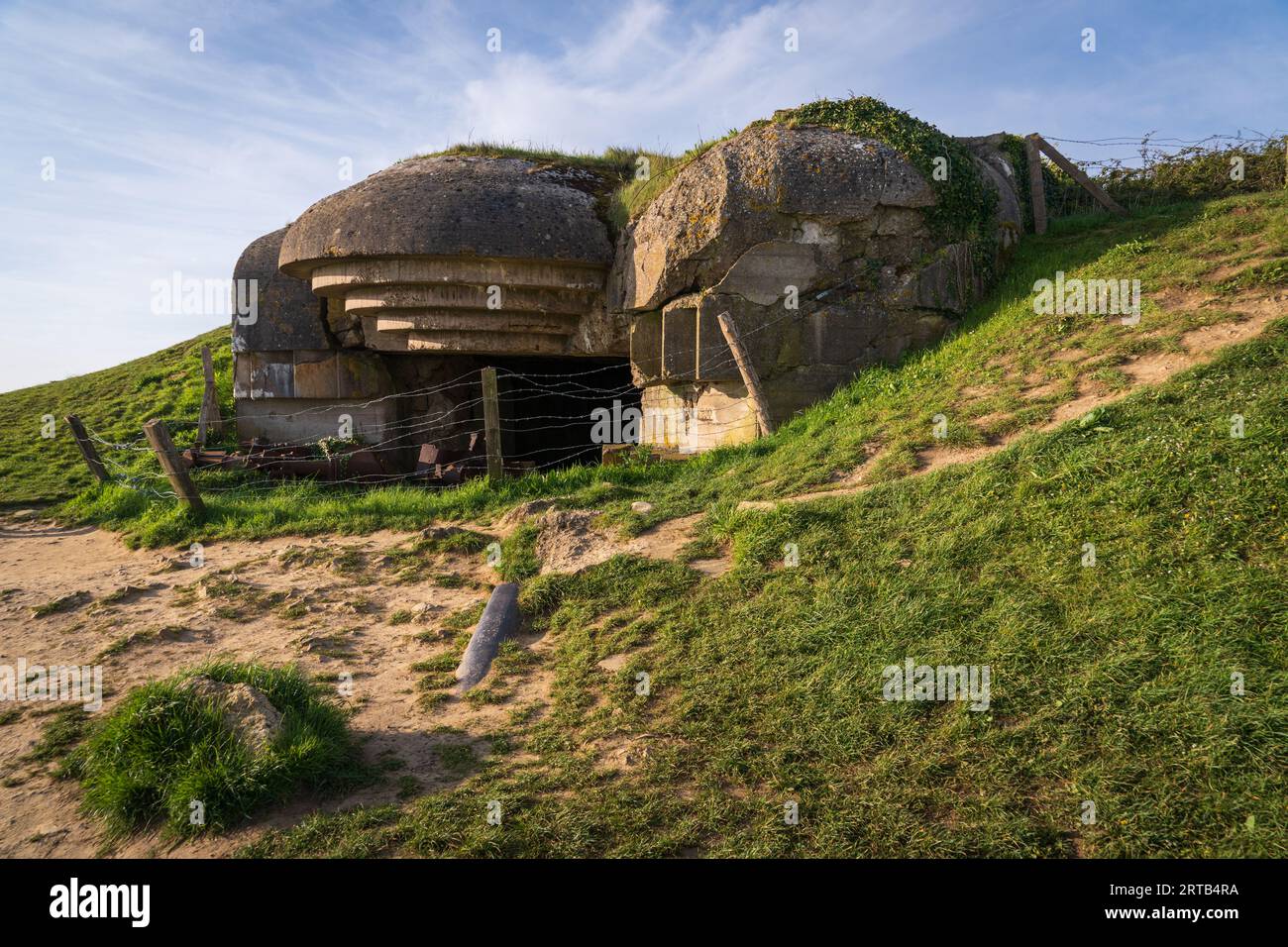 The Longues-sur-Mer battery, World War II Artillery in France Stock ...