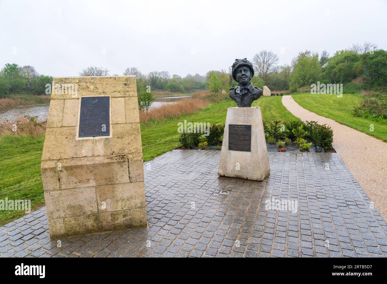 Pegasus bridge memorial and airborne museum hi-res stock photography ...