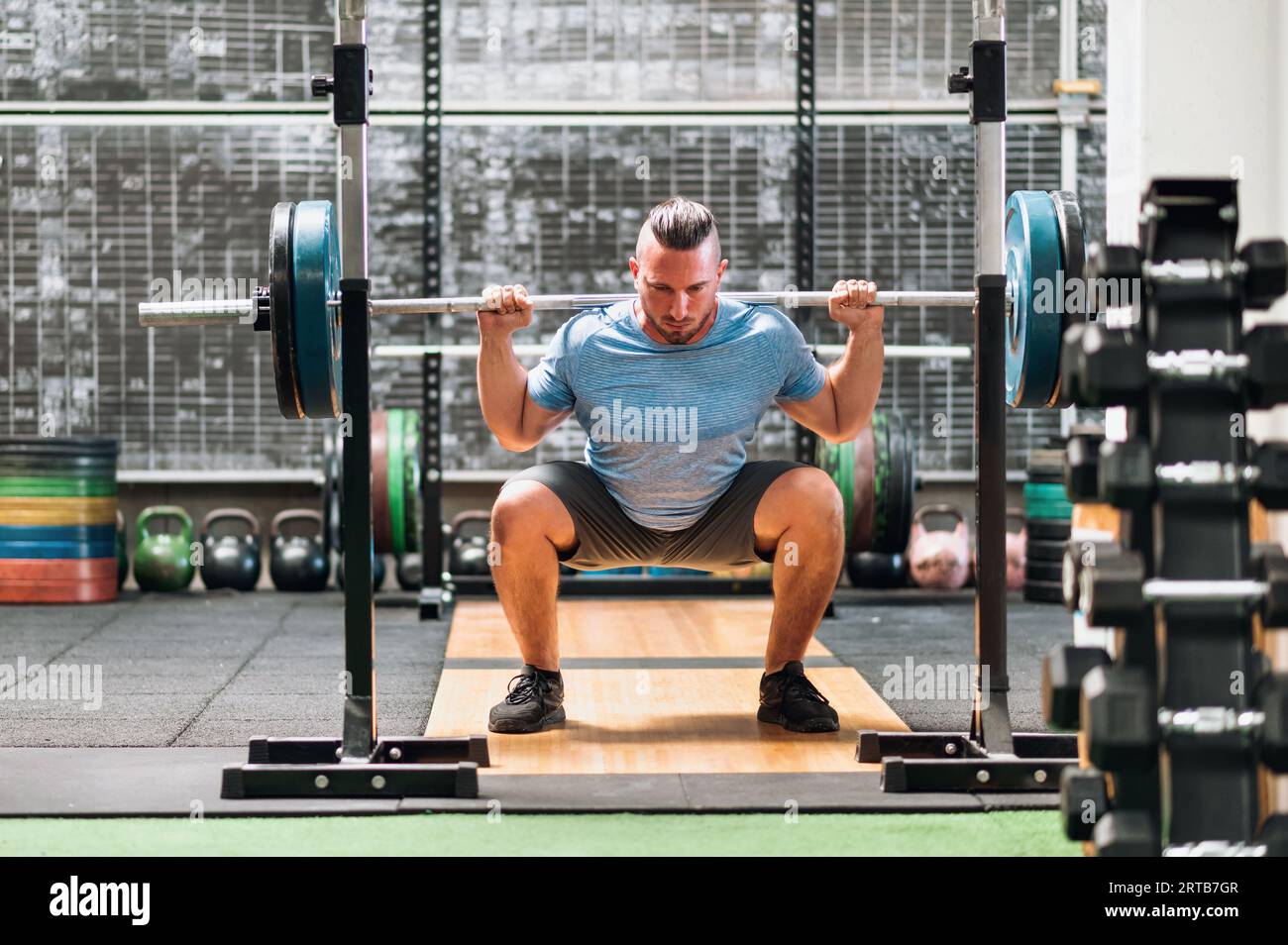 Muscle man standing hi-res stock photography and images - Alamy