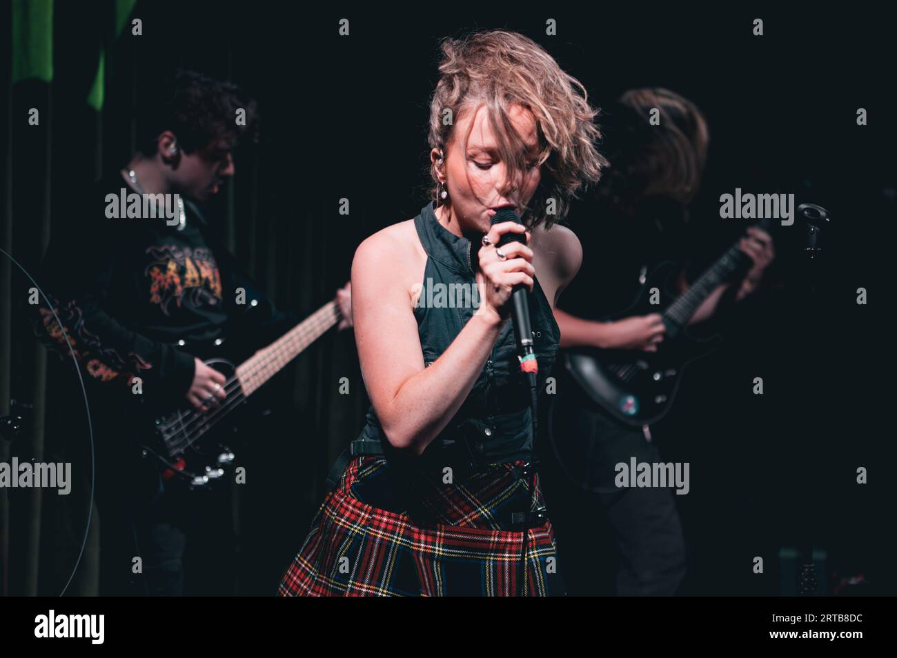 Guitarist jumping in band hi-res stock photography and images - Alamy