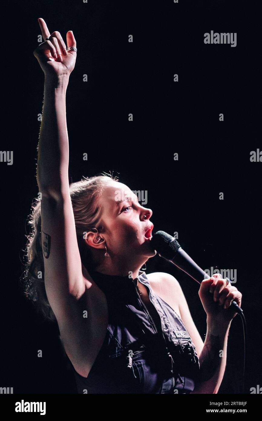 Anna shields hi-res stock photography and images - Alamy