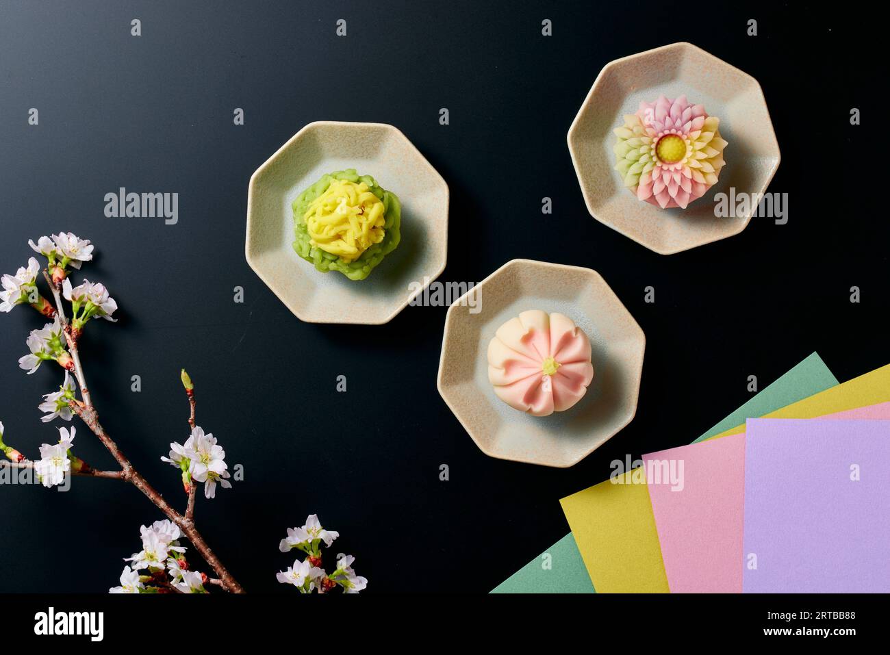 Modern japanese sweets hi-res stock photography and images - Alamy