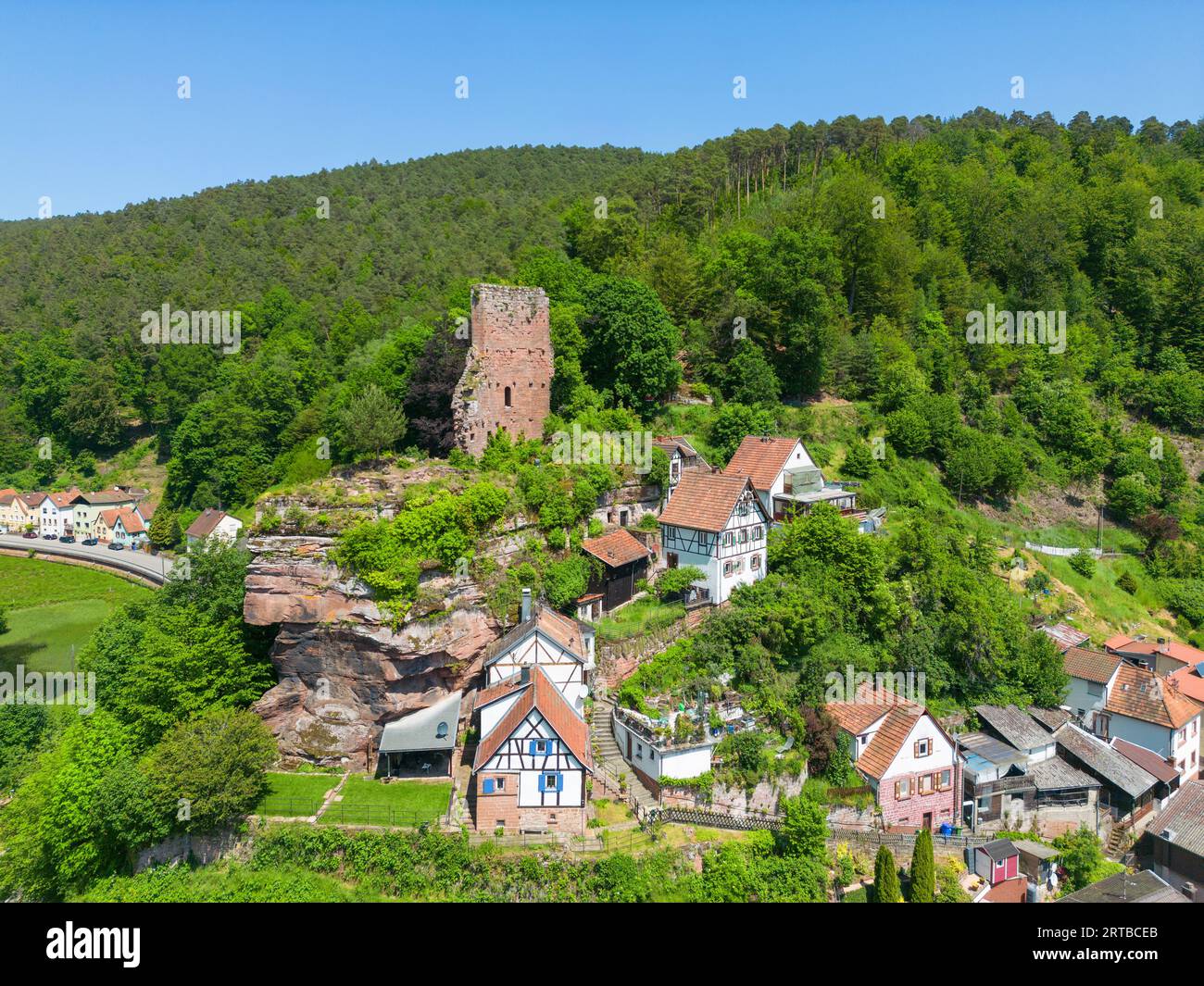 Elmstein castle hi-res stock photography and images - Alamy