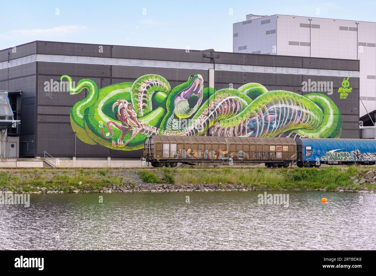 Mural Harbor with Mural "Translucent Serpent" by Nychos in Linz in ...
