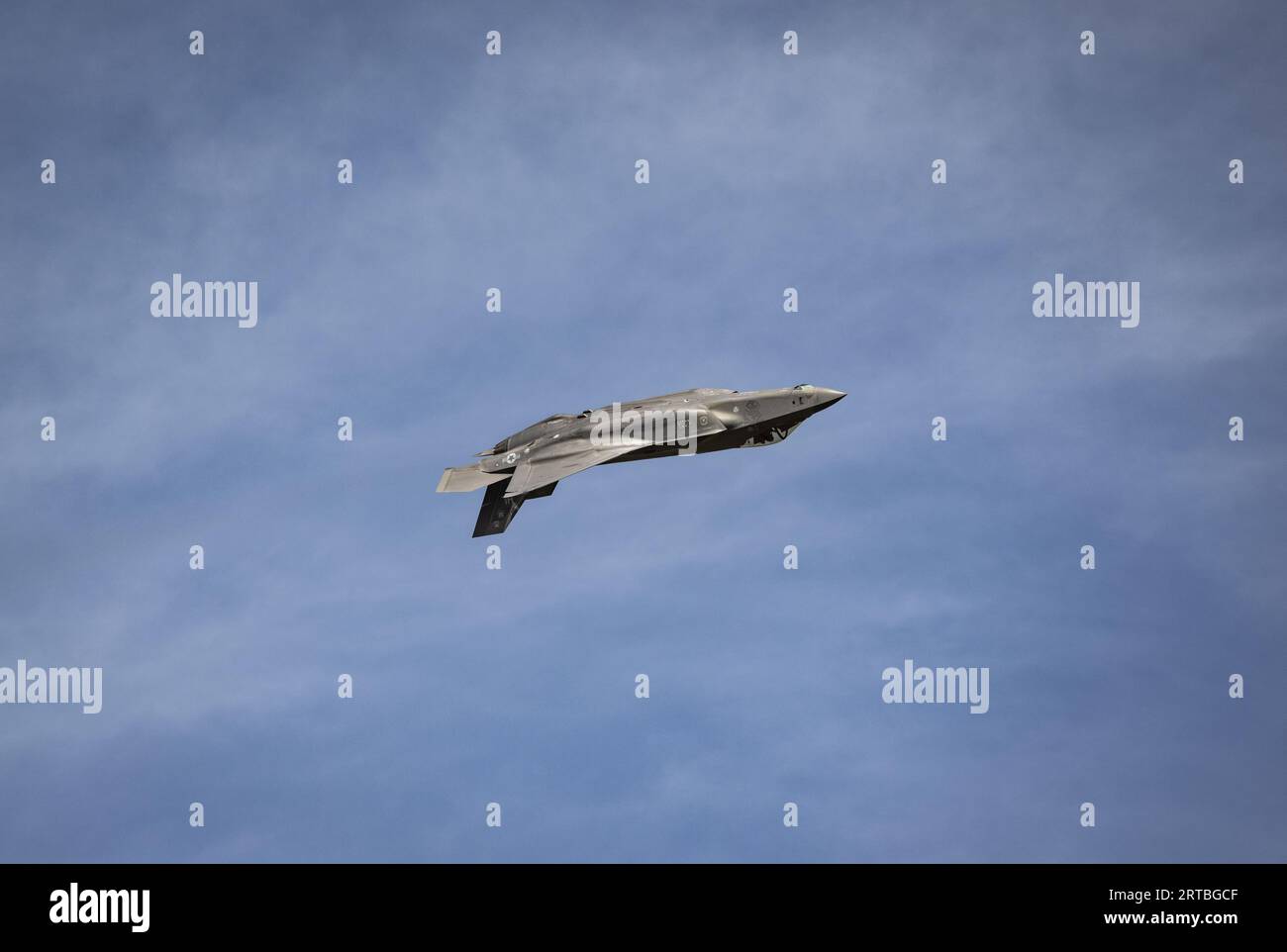 Inverted maneuver hi-res stock photography and images - Alamy