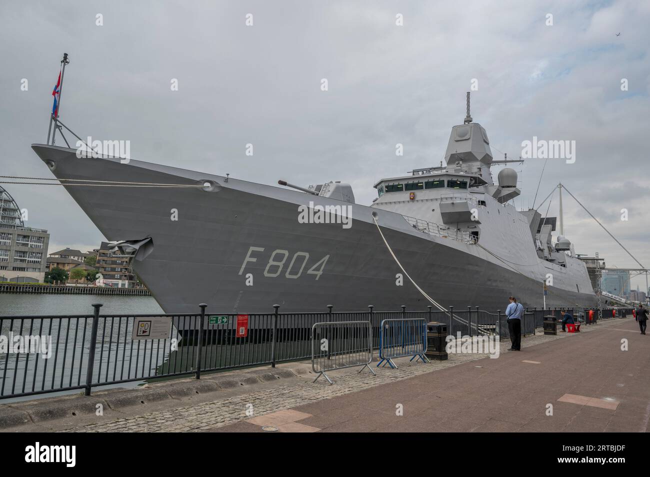 Excel class ship hi-res stock photography and images - Alamy