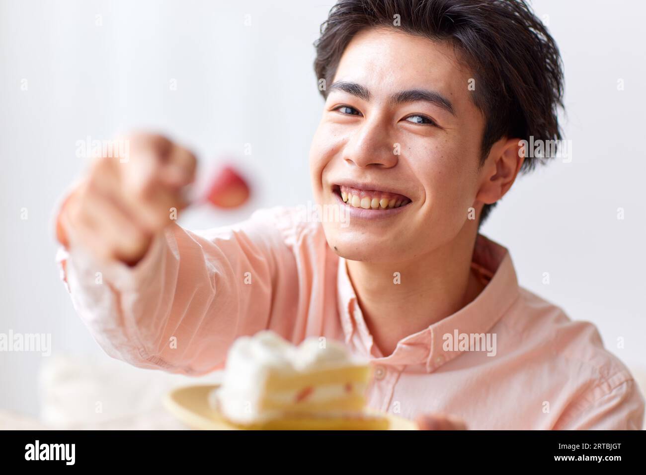Japanese man eating at home Stock Photo - Alamy