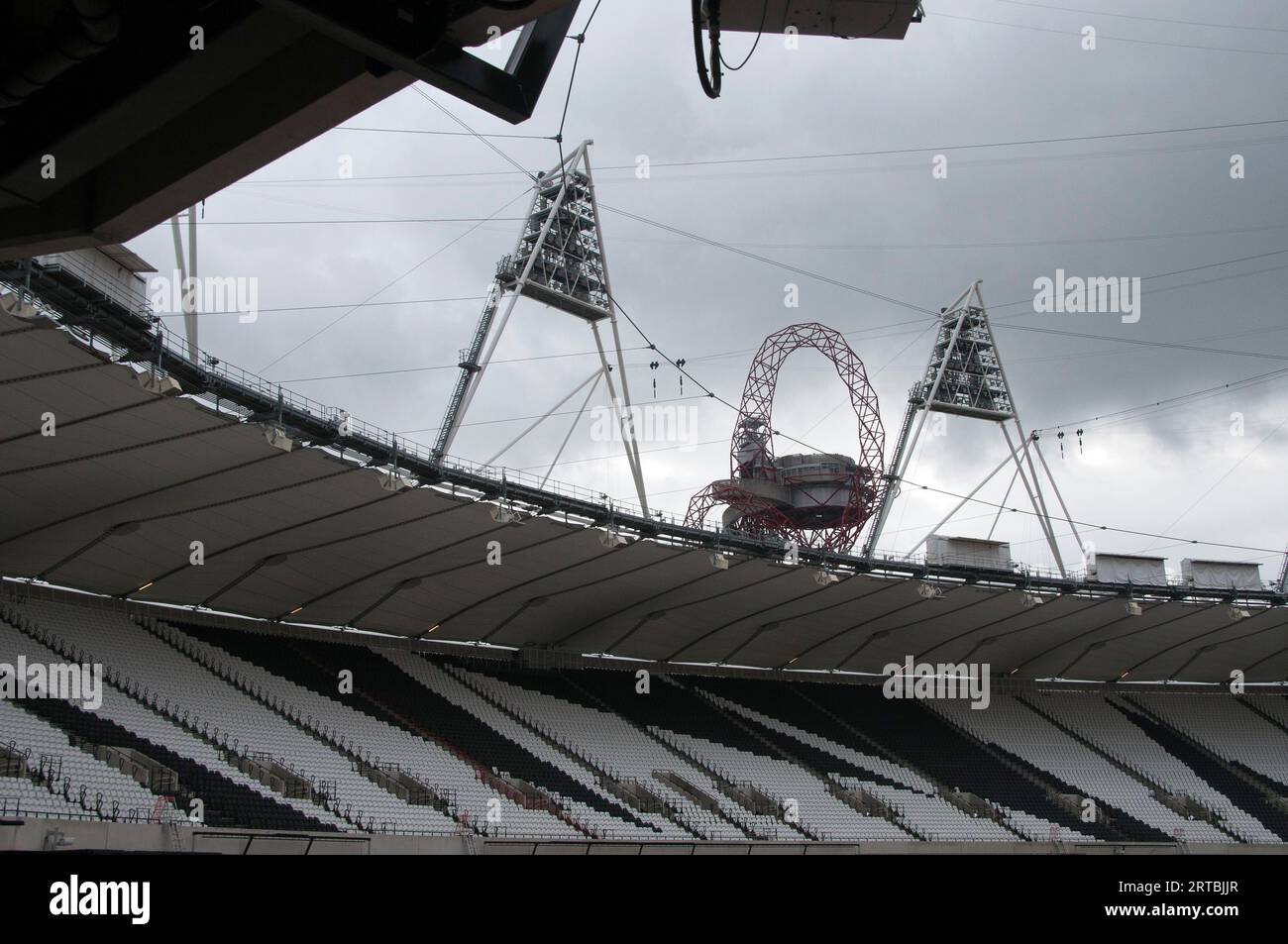 The AcelorMittal Orbit Tower seen from inside the Olympic London ...