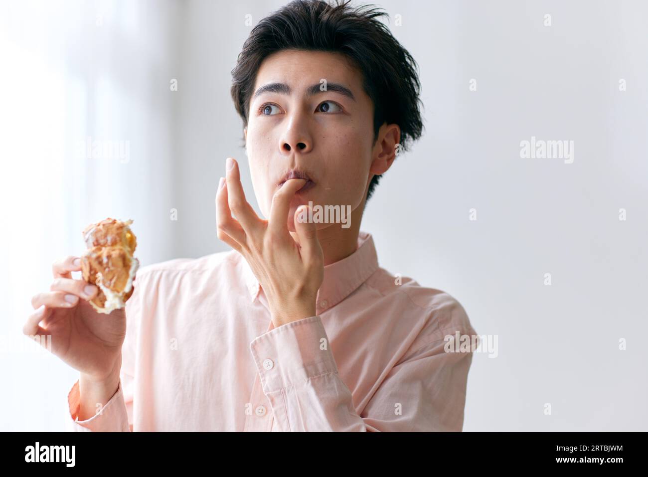 Puff sweets hi-res stock photography and images - Alamy