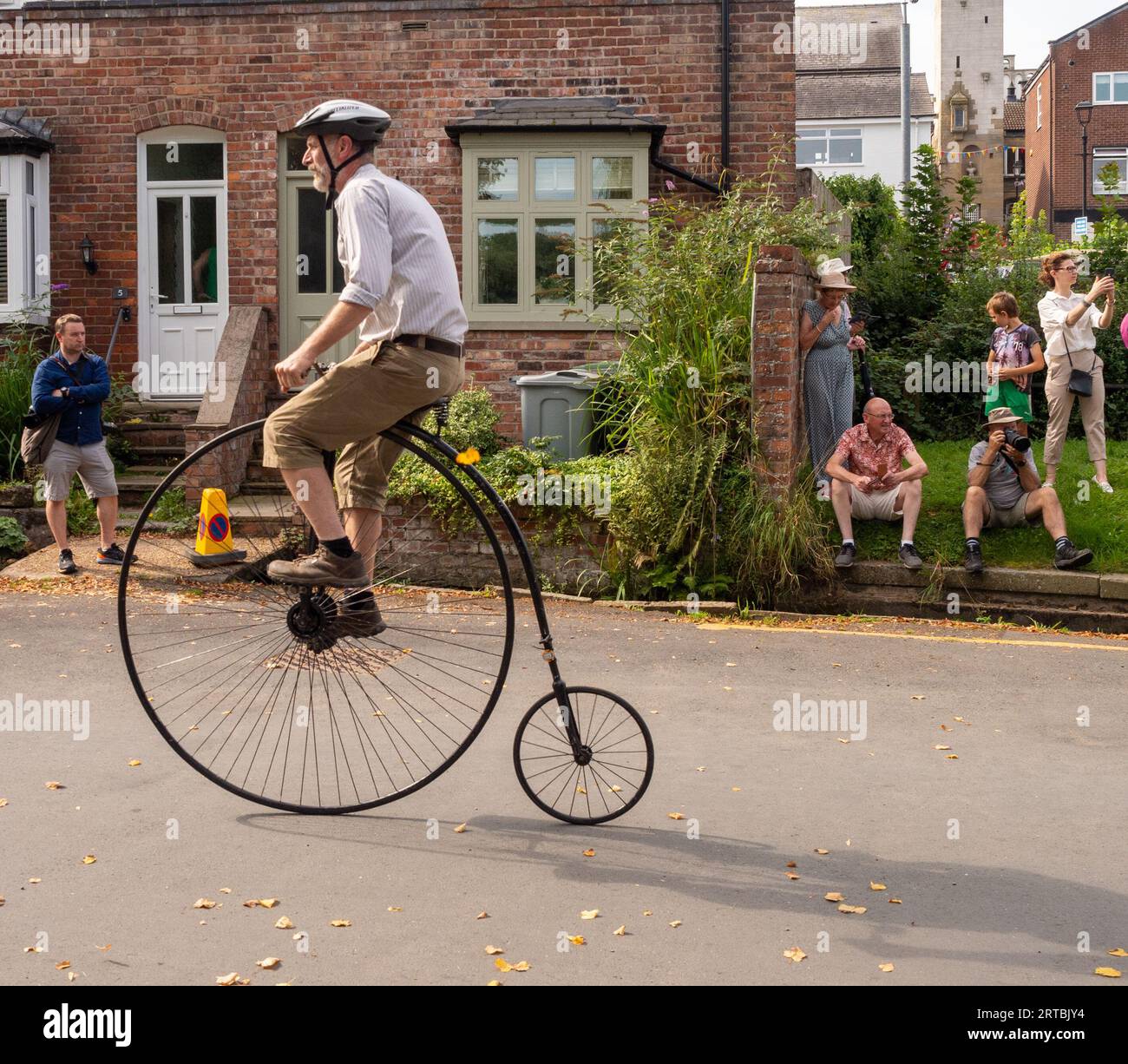 Knutsford, Cheshire, UK. September 10th 2023. Riders competing in the ...
