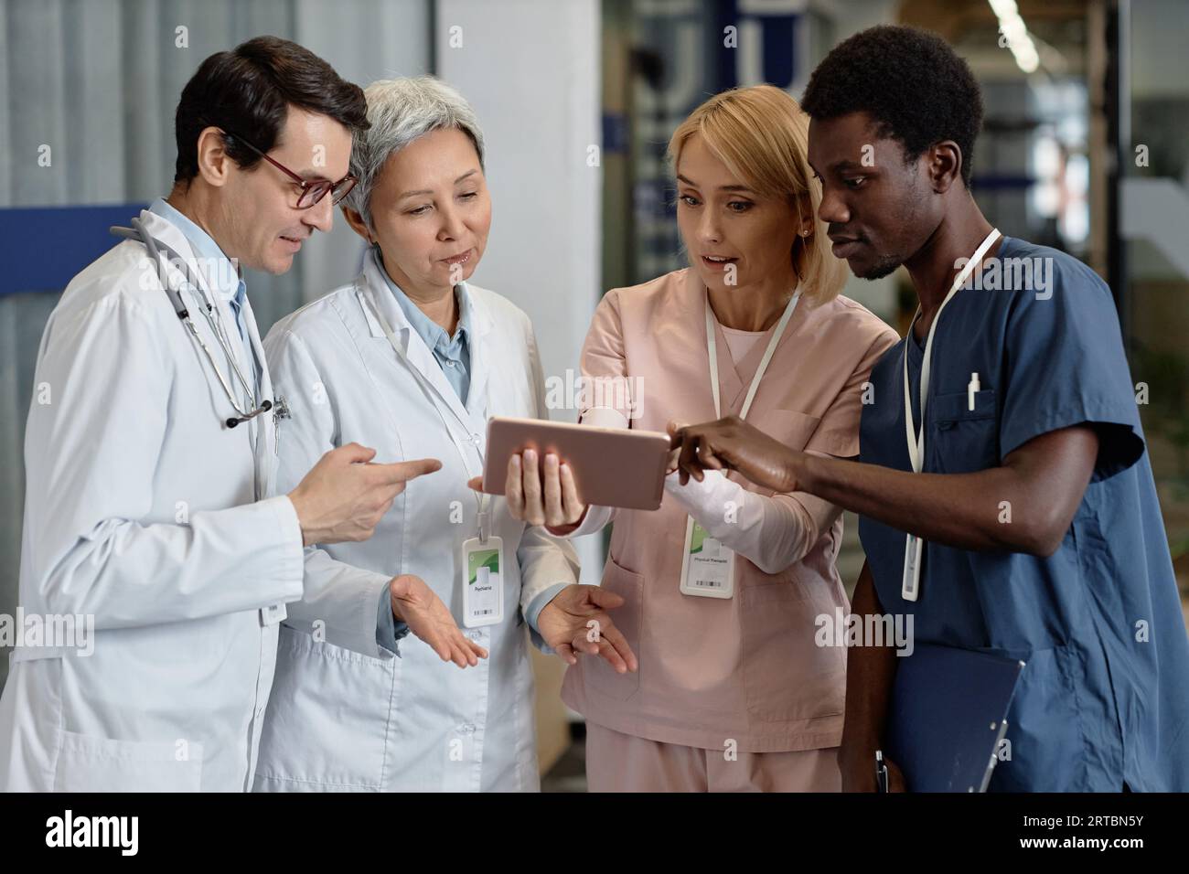 Clinician tablet hi-res stock photography and images - Alamy