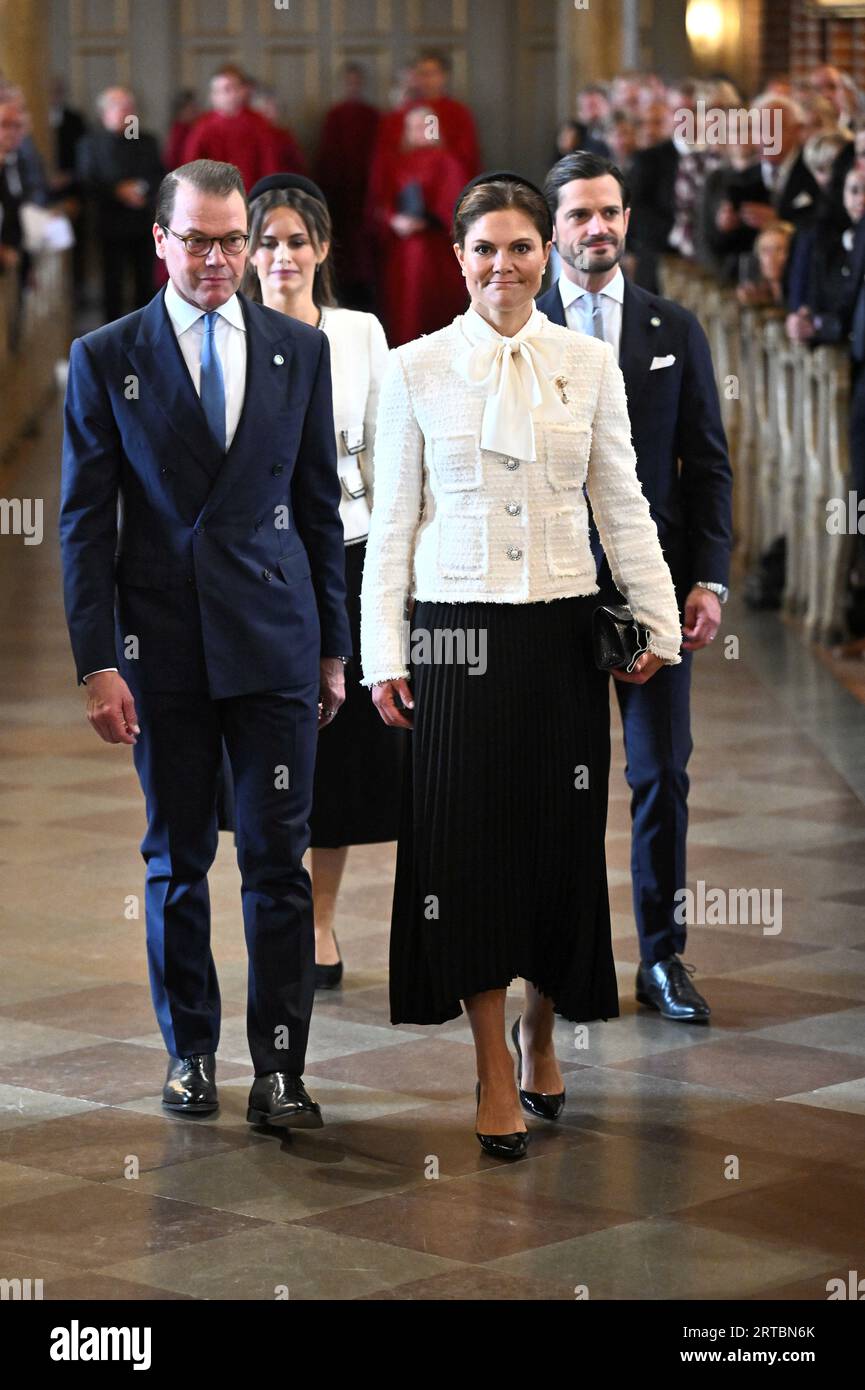 Prince Daniel and Crown Princess Victoria arrive at the church service ...