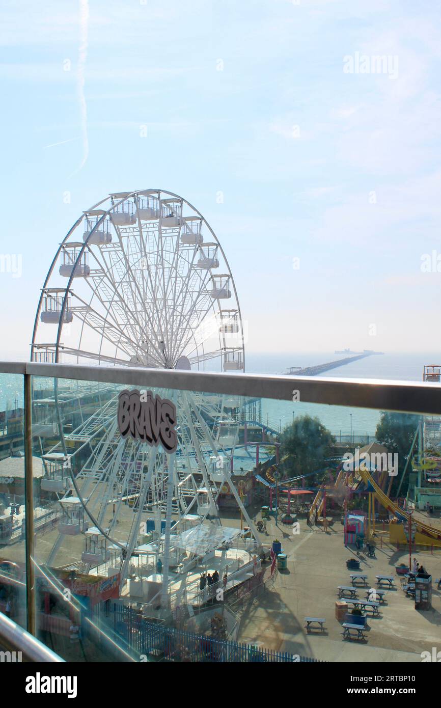 The Big Wheel (from viewing platform) - Southend on Sea, Essex, England ...