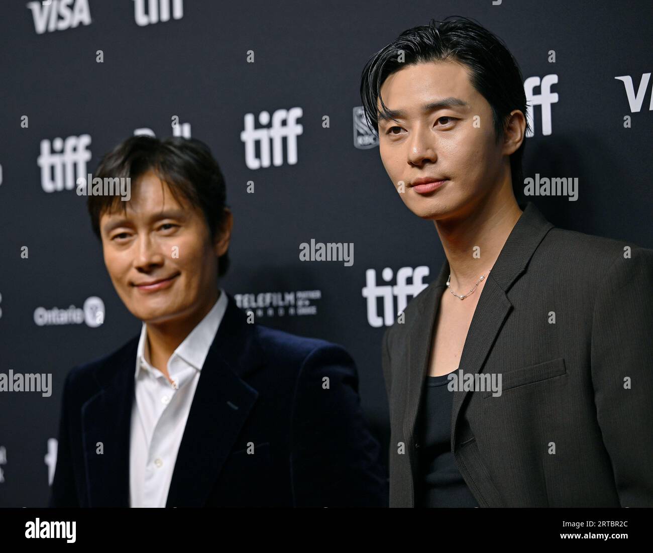 Toronto, Canada. 11th Sep, 2023. Korean actors Park Seo-joon (R) and ...