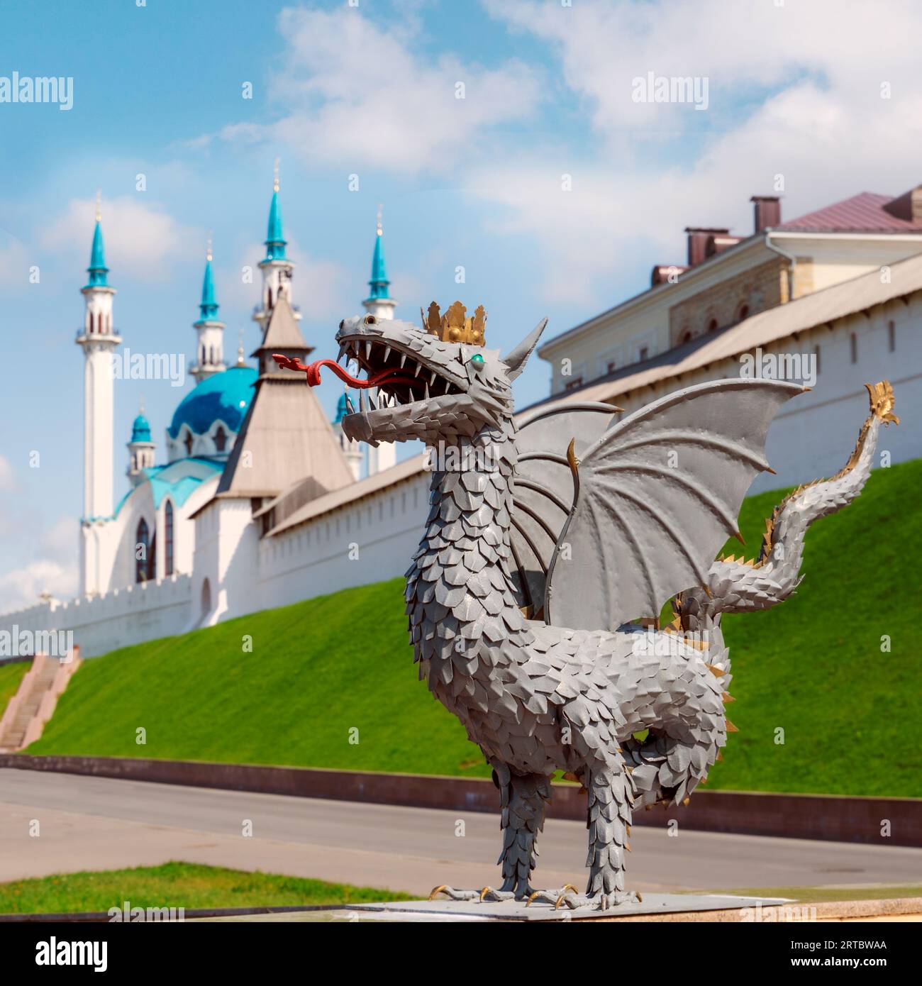 Statue kazan kremlin hi-res stock photography and images - Alamy